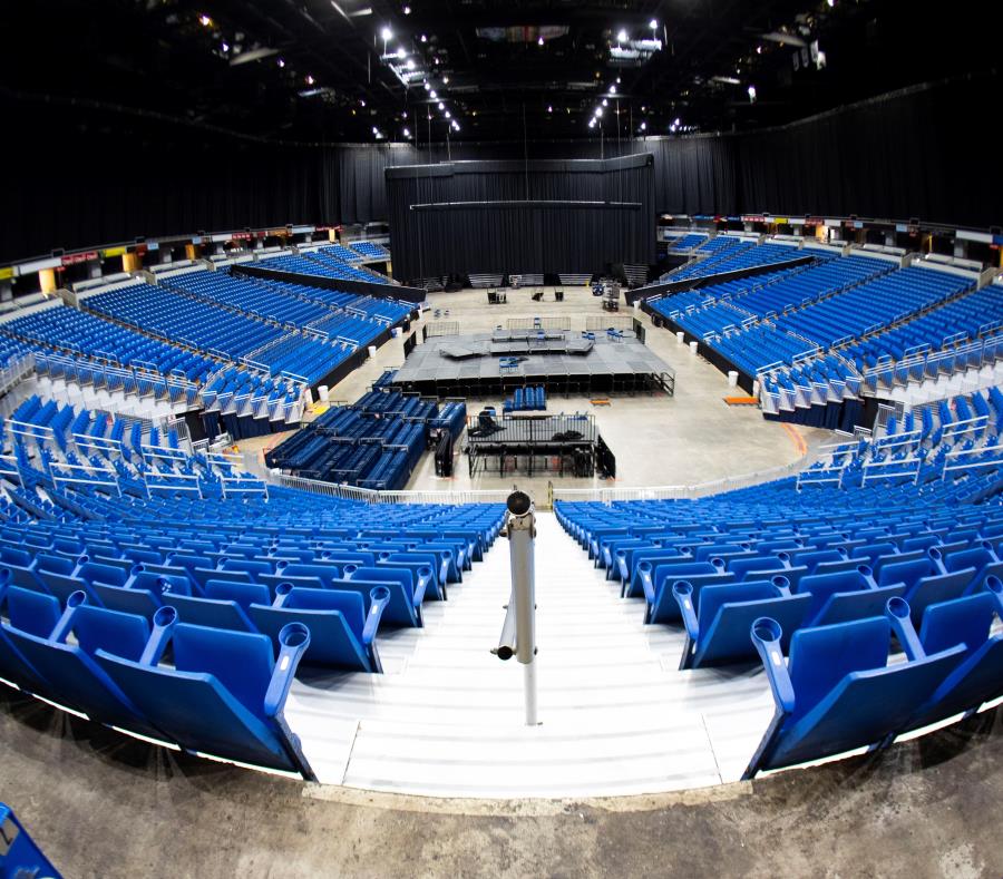 Las arenas locales de eventos apuntan hacia el exterior | El Nuevo Día